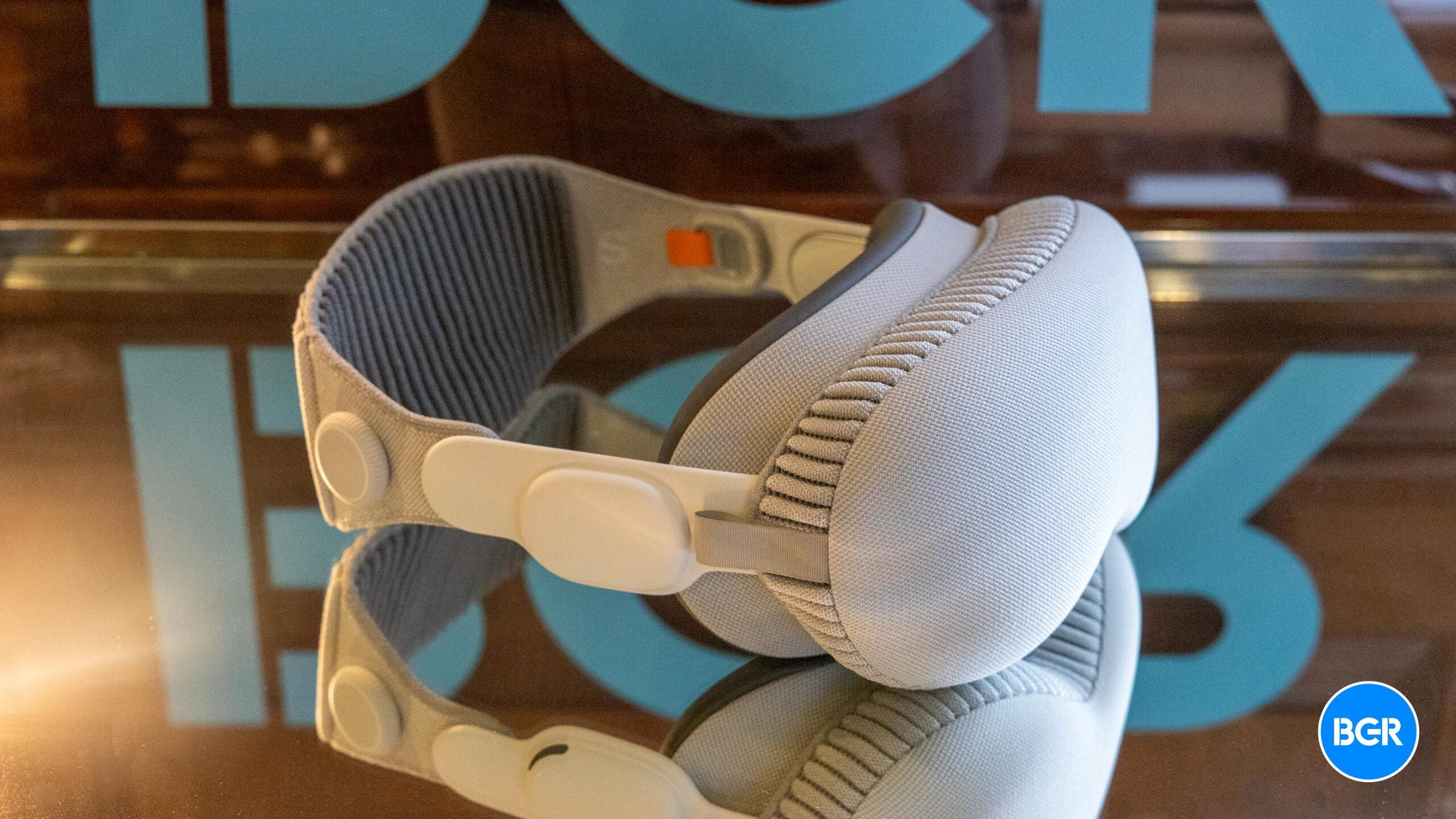 Revolutionary neurotechnology allows hands-free control of Apple Vision ...