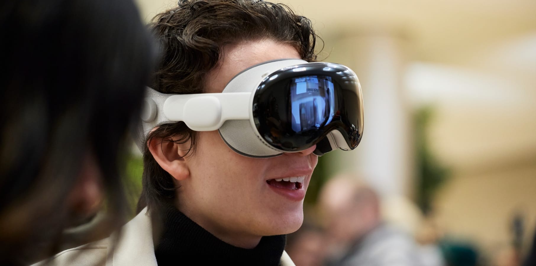 Apple Vision Pro 2 with M5 chip and cheaper price could launch in 2025 ...