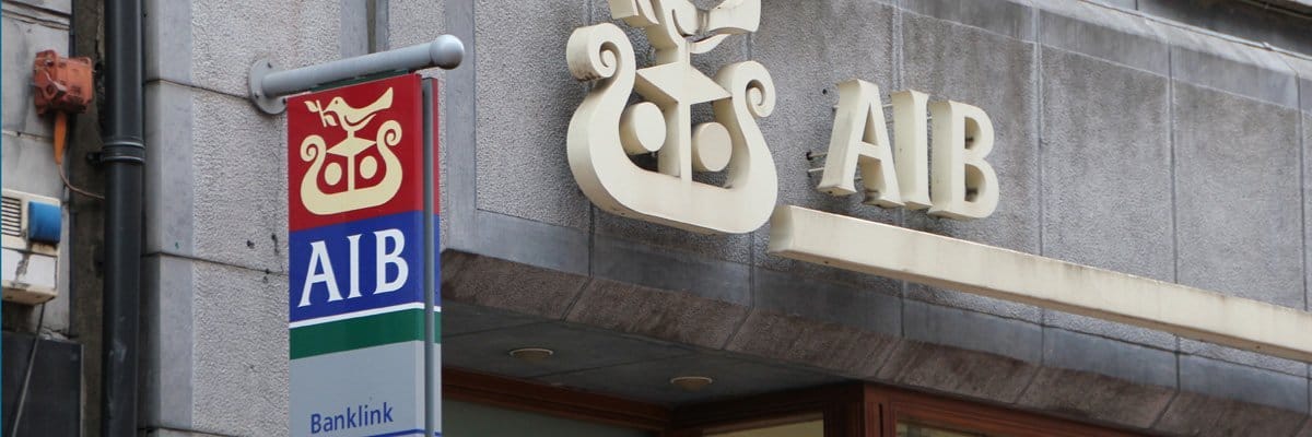 Irish bank rolls out AI tools to 10,000 staff - Comkex.com