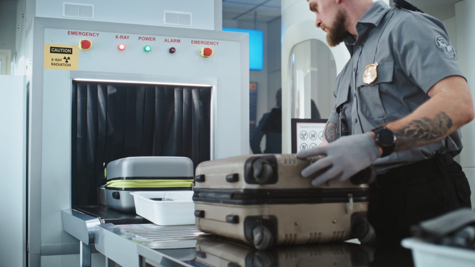 What TSA’s Bag Scanners Actually See When They Scan Your Luggage ...